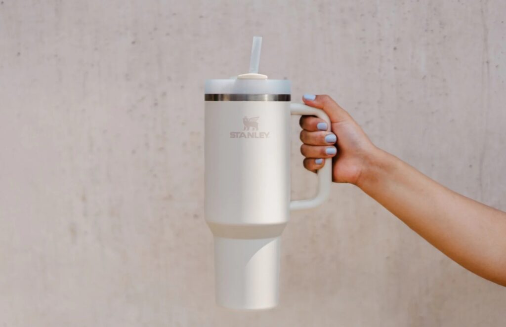 Stanley 30 oz vs 40 oz Tumblers: A Comprehensive Comparison | Lazer Designs